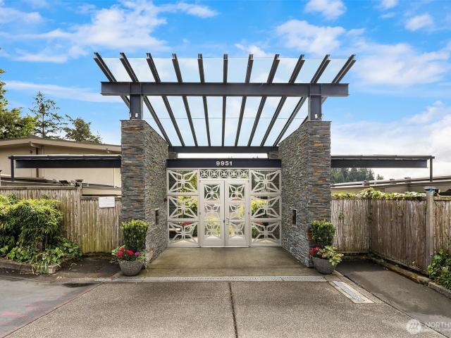 9951 Lake Washington Blvd NE # 23
