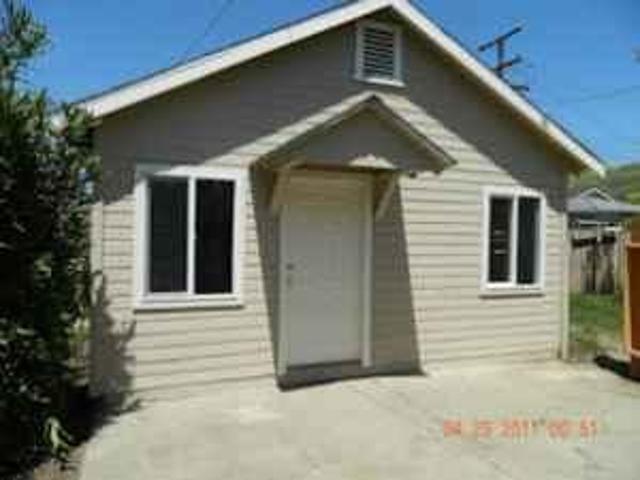 $995 / 1br Cozy Cottage 103 1/2 Leighton Drive map