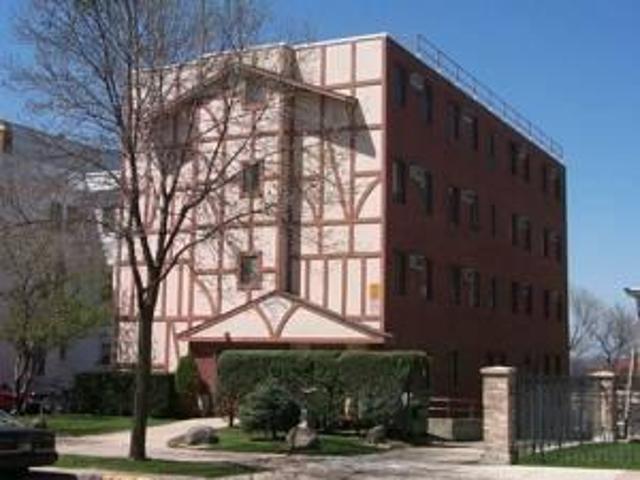 $995 / 2br Langdon St 112 Langdon St