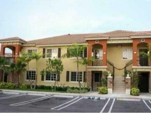 995 34th Ave NE #102, Homestead, FL 33033