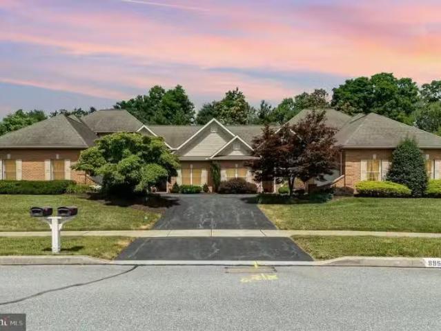 995 GRANDON WAY, MECHANICSBURG, PA 17050 Single Family Residen.
