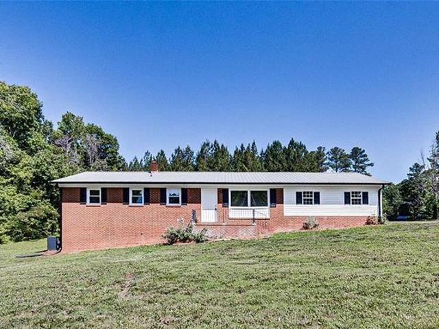 995 Farmer Rd, Denton, NC 27239