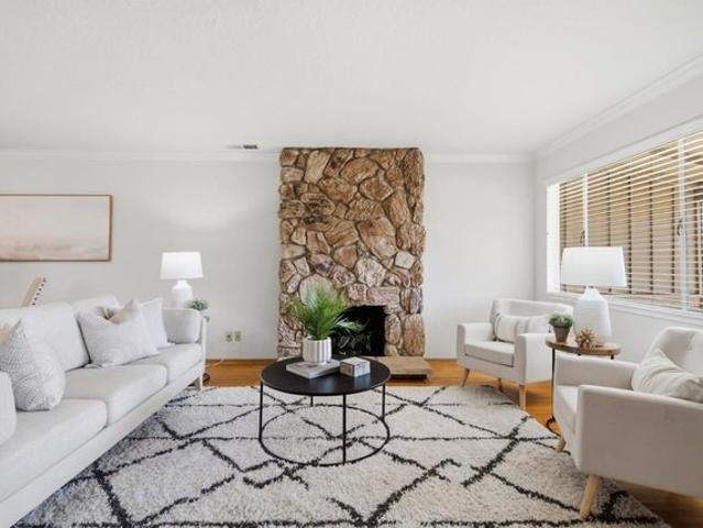 995 Melbourne Blvd, San Jose, CA 95116