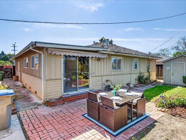 995 Melbourne Boulevard