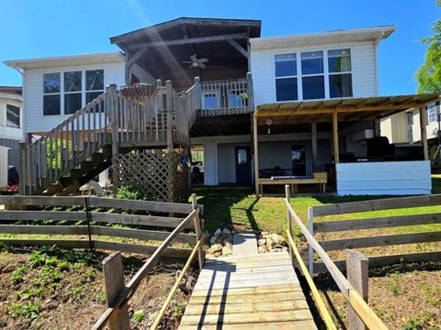 995 Narrows Ln, Counce, TN 38326