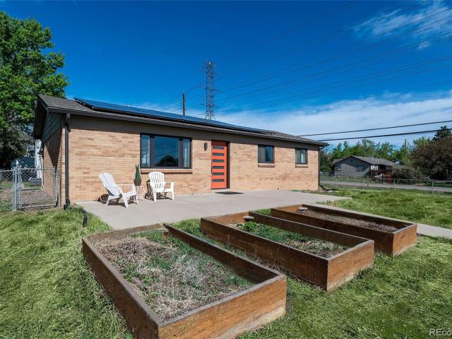 995 Salvia Street