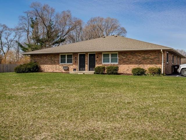 9960 Bitterroot Rd, Roscoe, IL 61073