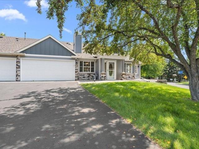 9961 Tamarack Cv, Woodbury, MN 55125