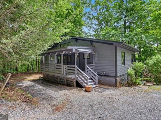 996 Crestview Dr, Otto, NC 28763