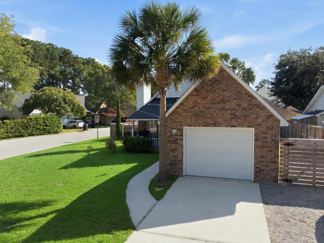 996 Nabors Drive