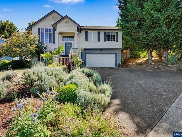 996 NW Burley Hill Dr, Salem, OR 97304