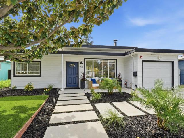 996 Patricia Avenue