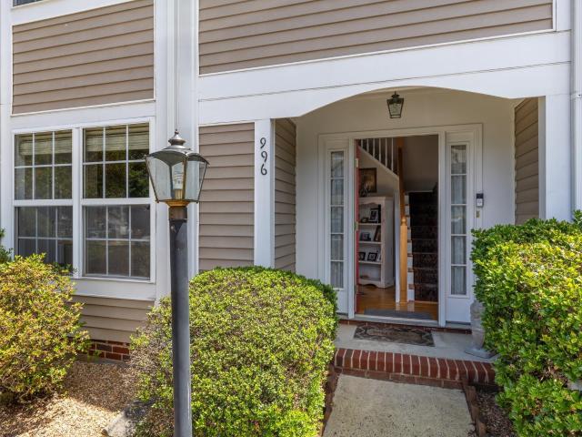 996 river run dr