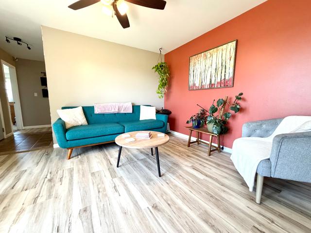 996 W State Road 244