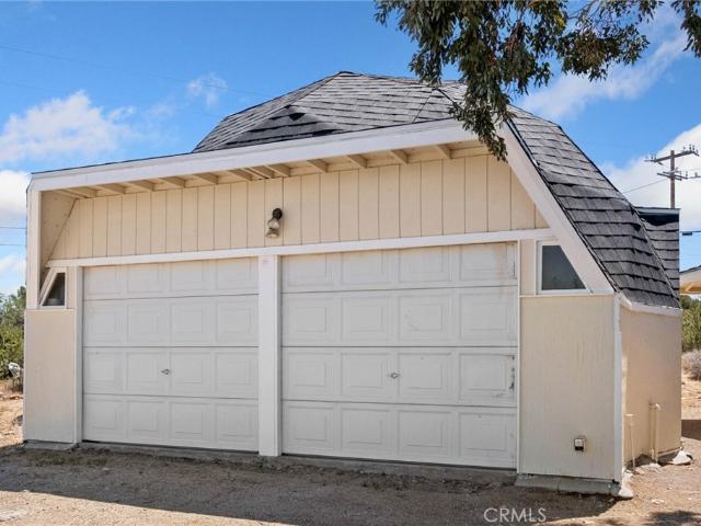 9975 Desert View Road
