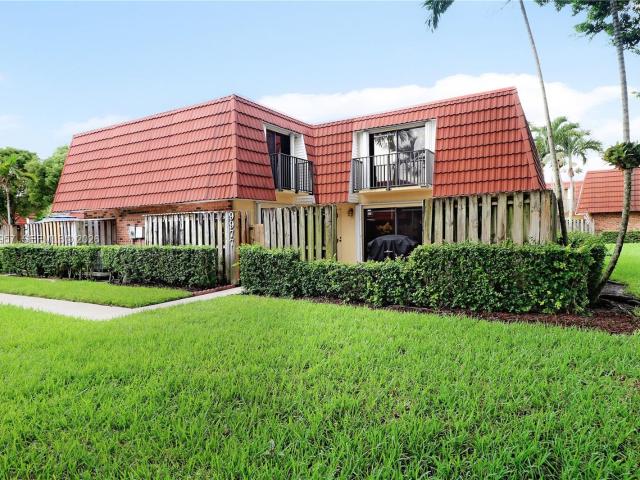 9977 NW 6th Ct, Unit 9977, Plantation, FL 33324 | MLS #A11941 | Compass