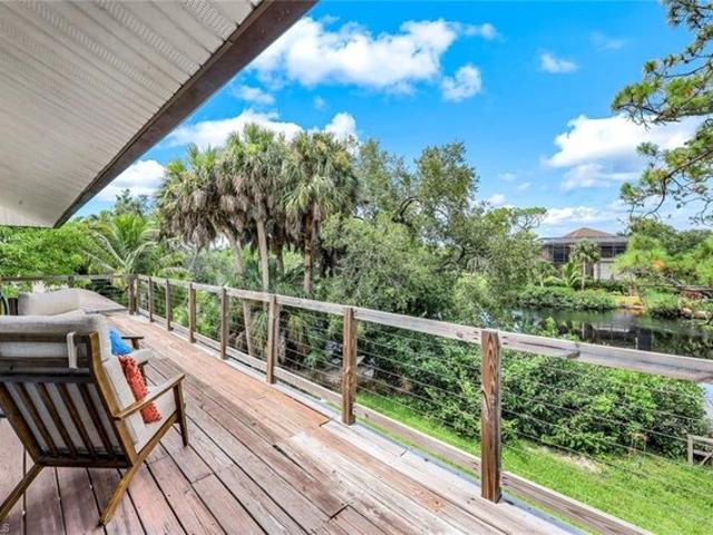 9972 Puopolo Ln, Bonita Springs, FL 34135