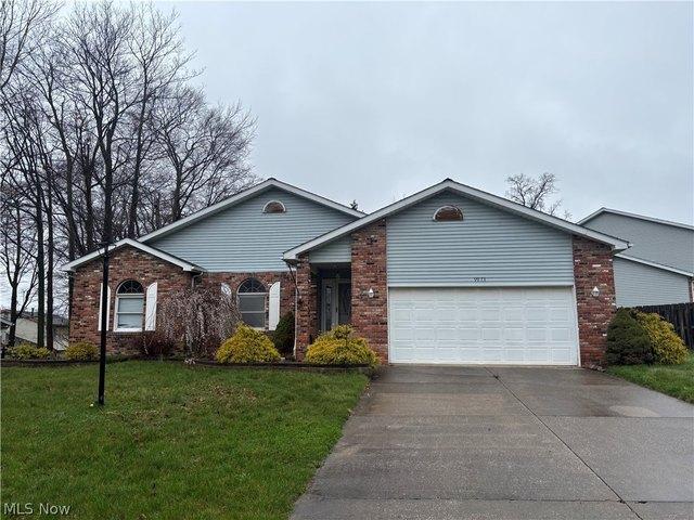 9973 Delores Dr, Streetsboro, OH 44241