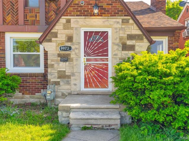 9973 E Outer Drive
