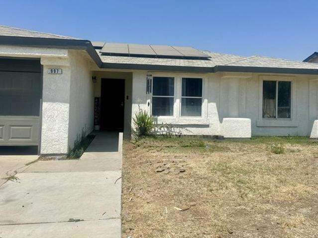997 E Jolson Ave, Fresno, CA 93706