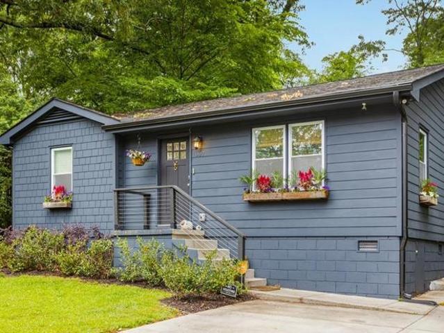 997 Oakdale Dr SE, Smyrna, GA 30080