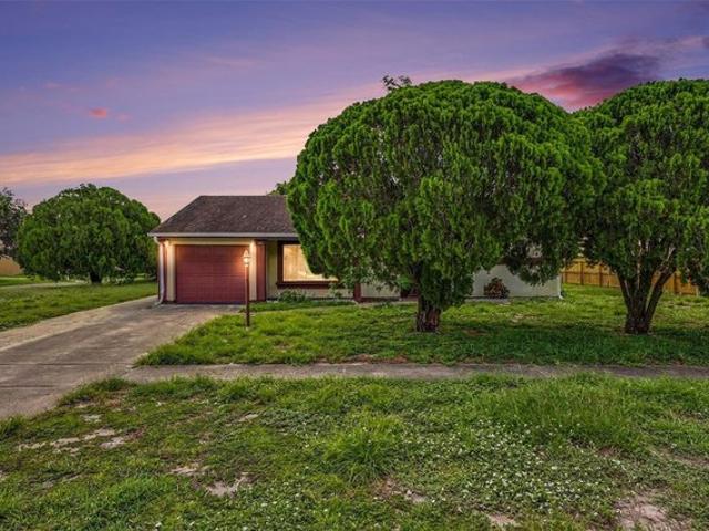 997 Mariposa Dr NE, Palm Bay, FL 32905