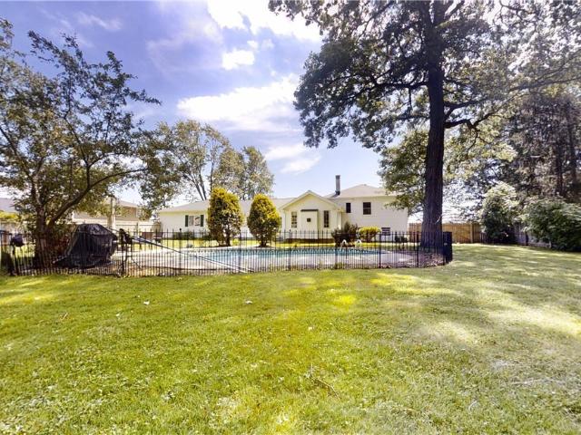 997 W River Road