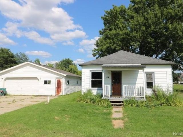 9984 Silverwood Rd, Dayton Township, MI 48760