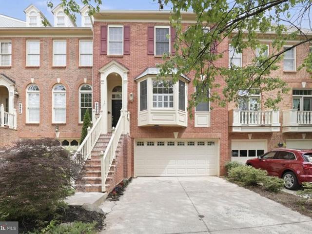 9986 Foxborough Cir, Rockville, MD 20850