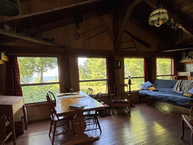 9988 Mallette Point Trail
