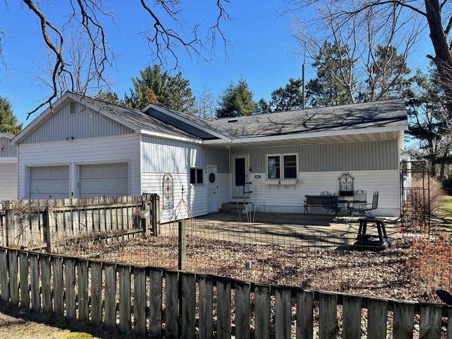 998 Czech Ave, Friendship, WI 53934