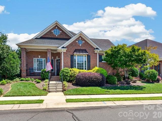 998 Blakeley Walk, Rock Hill, SC 29732