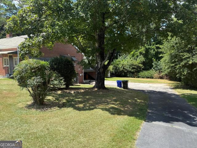 998 Highland Circle SE