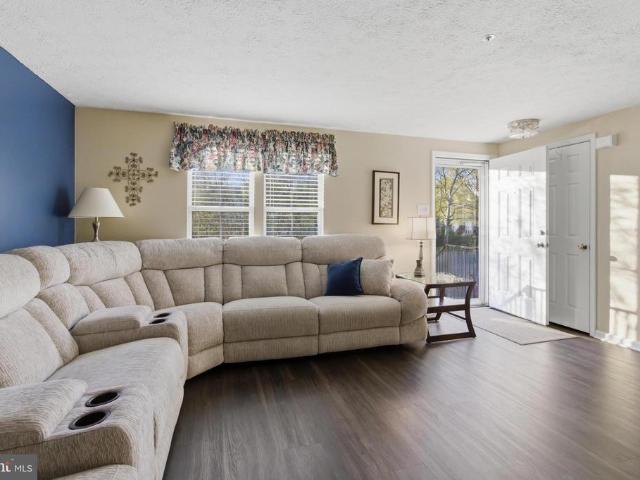998 Jessicas Court # 2