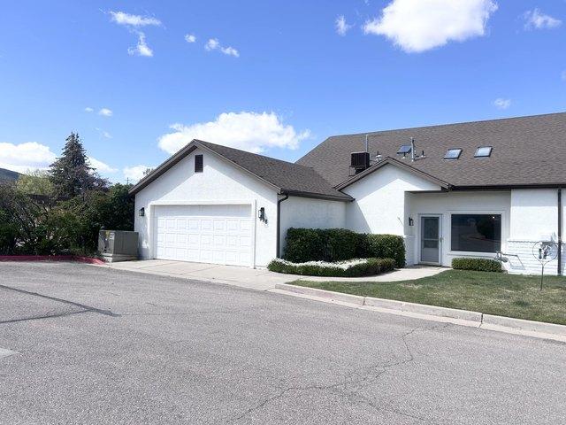 998 S Three Fountains Dr, Cedar City, UT 84720
