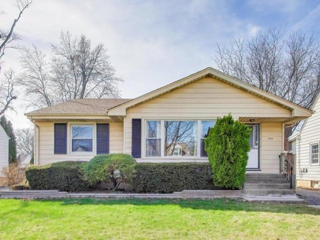 998 S Swain Ave, Elmhurst, IL 60126