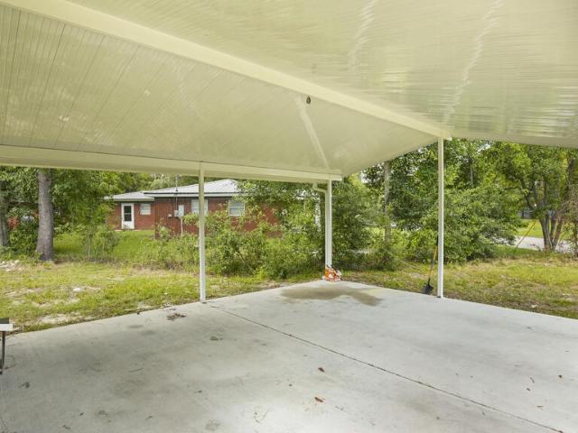 998 Seven Oaks Road