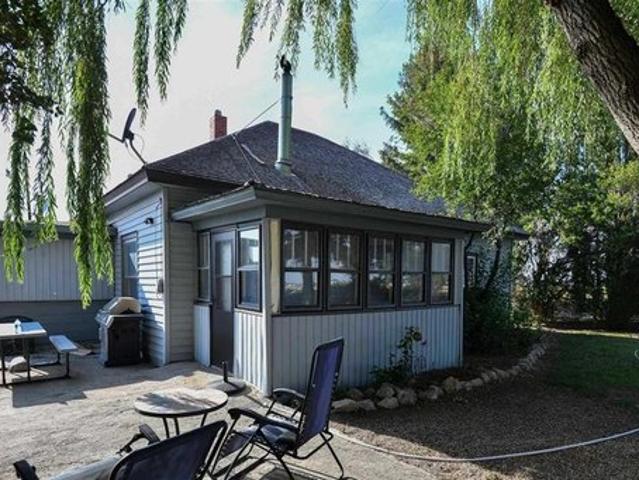 998 Road 10, Powell, WY 82435