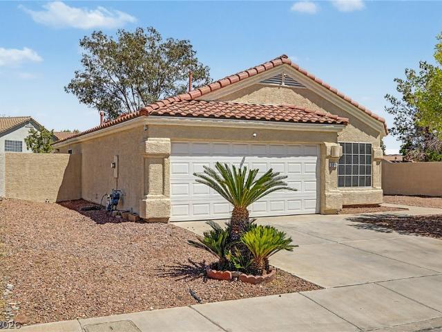 998 Trackers Glen Ave, Henderson, NV 89015 | MLS #2777 | Compass