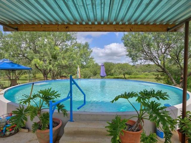 9998 Kirkner Rd, San Antonio, TX 78263
