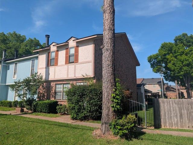 9998 Smugglers Cove Ln, Shreveport, LA 71115