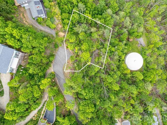 99999 Black Oak Dr Unit 13, Asheville, NC 28804