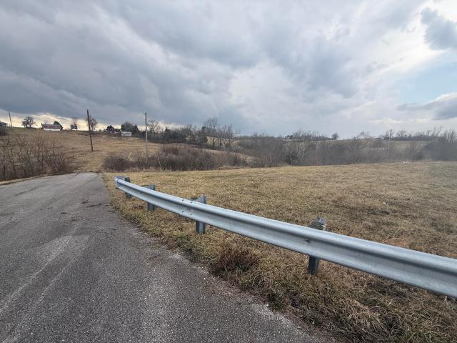 9999 Irvine Rd/Catalpa Loop