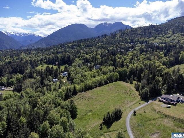 9999 Kruse Rd, Port Angeles, WA 98362
