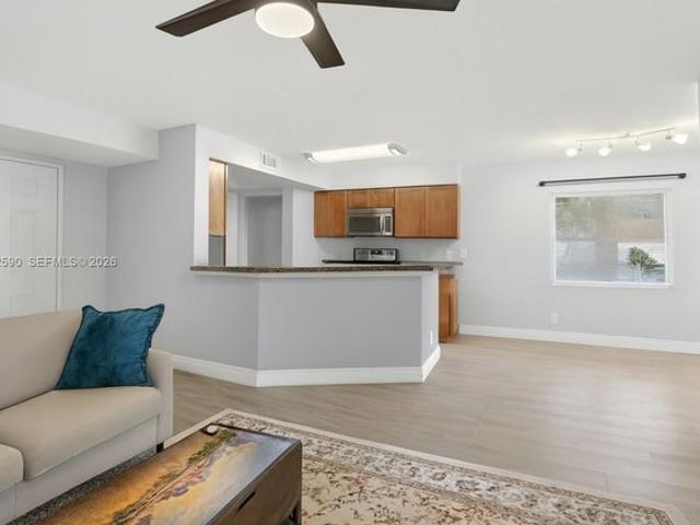 9999 Summerbreeze Dr Apt 401, Sunrise, FL 33322