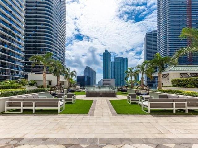 999 1st Ave SW #2307, Miami, FL 33130