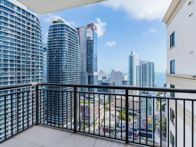 999 1st Ave SW #Ph05, Miami, FL 33130