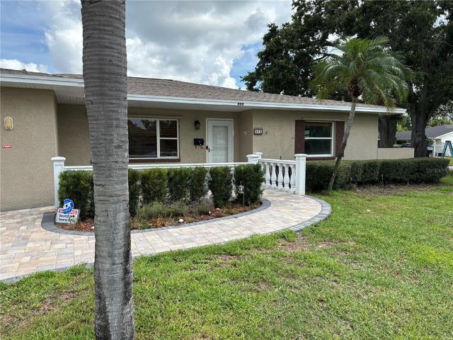 999 38th Ave NE, St. Petersburg, FL 33703 | MLS #TB8413 | Compass