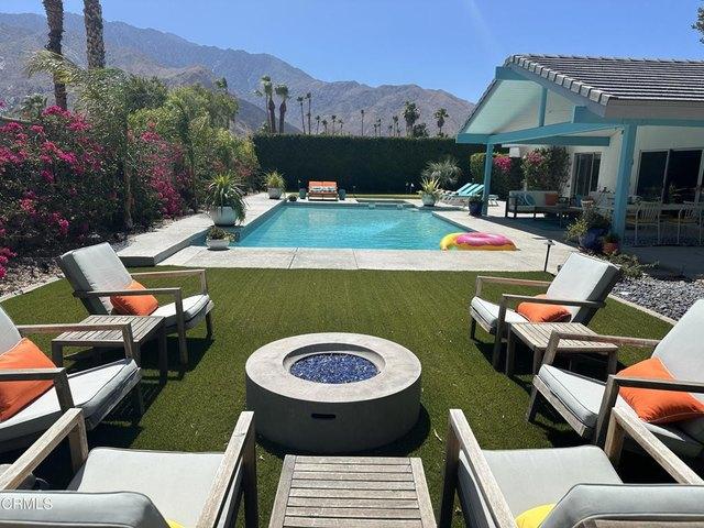 999 E Via Escuela, Palm Springs, CA 92262