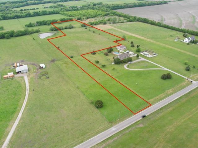 999 E A E Line, Whitewright, TX 75491 | MLS #21203 | Compass